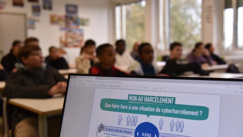 Journée de la lutte contre le harcèlement au collège Debeyre | Ville de Loos